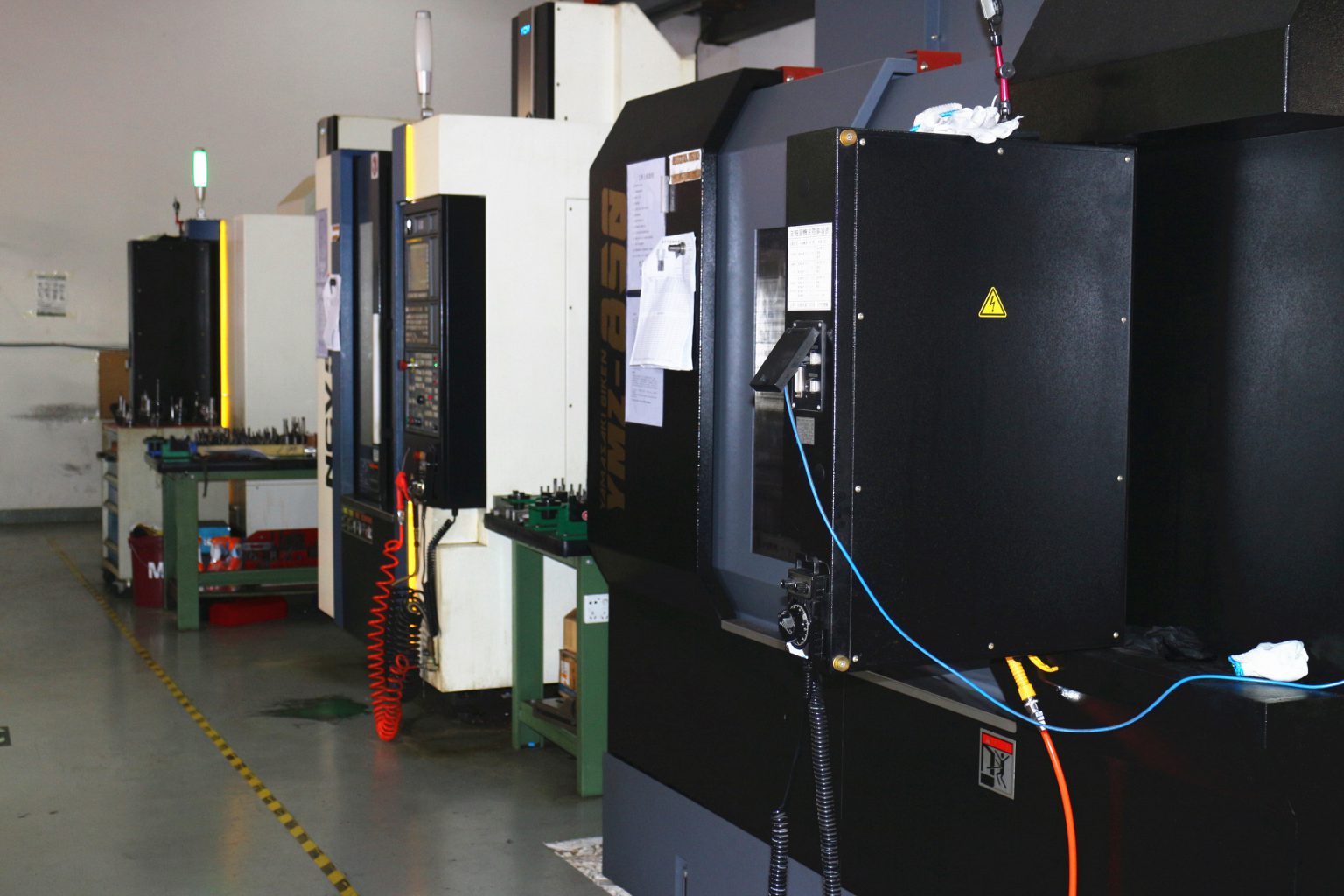 What is a CNC Milling Machine & How Does it Work | Types of CNC Milling ...